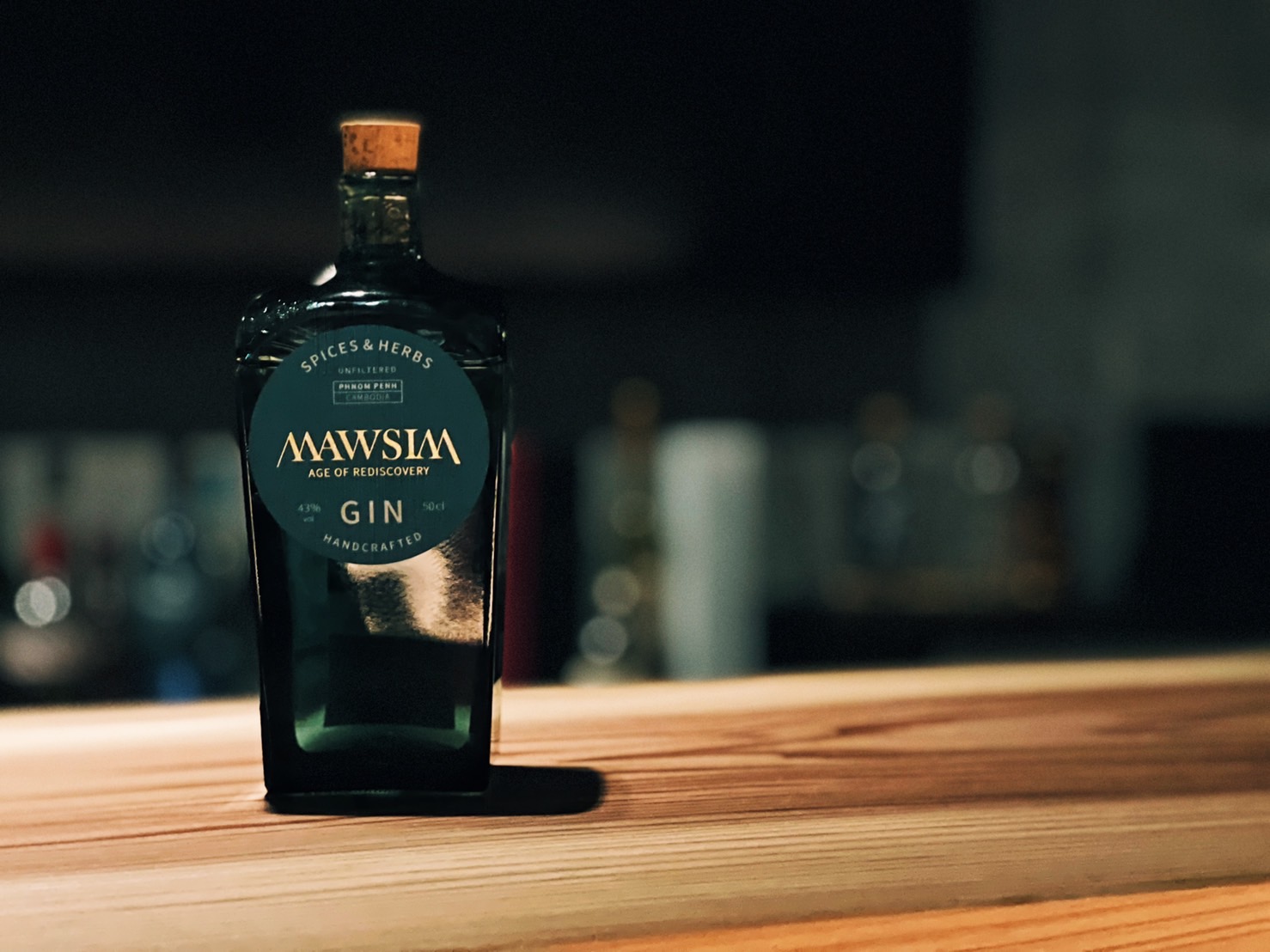 【レビュー・感想】カンボジア発クラフトジンブランド「MAWSIM(マウシム) 」のご紹介 | クラフトジン・ラボ
