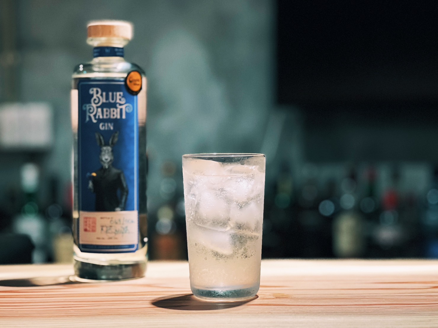 【レビュー・感想】BLUE RABBIT GIN(ブルーラビットジン)の解説：東京都のBlue Rabbit Distillery製造 ...